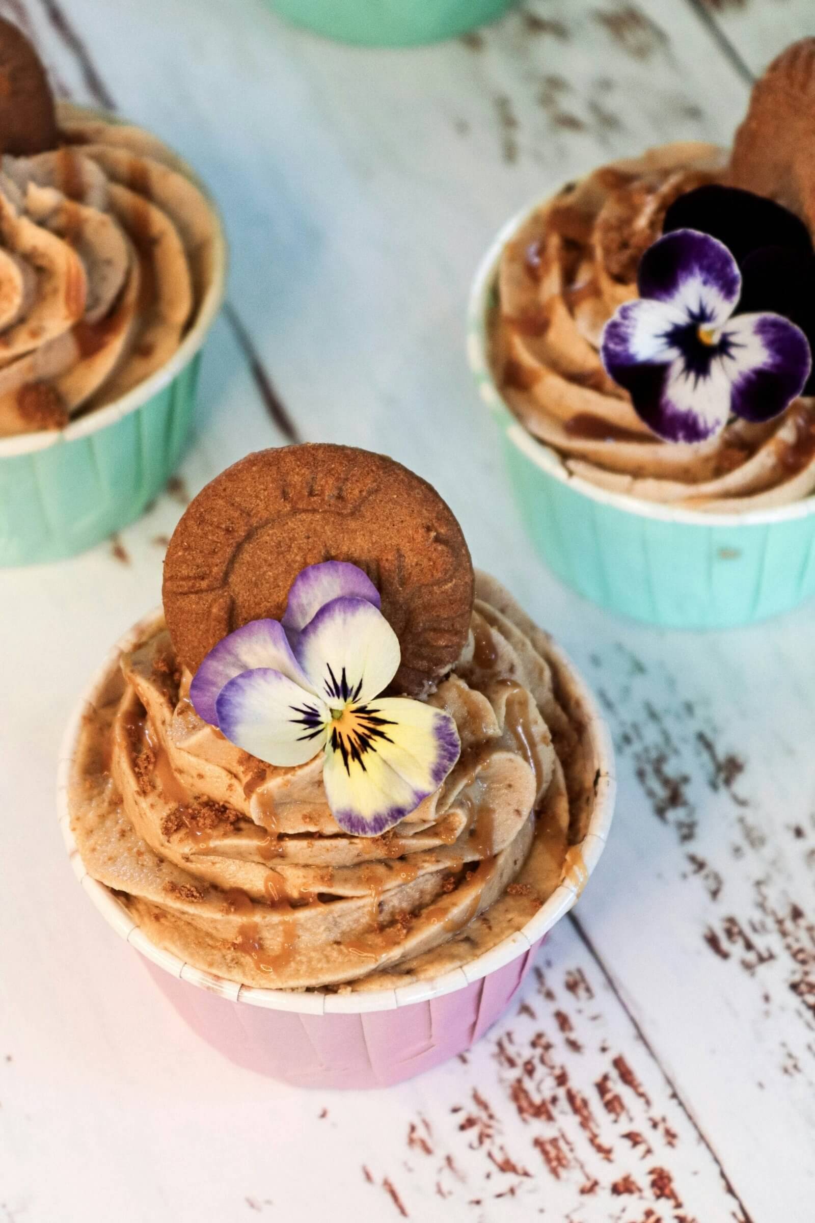15 Best Edible Flowers to Grow: Add Beauty and Flavor